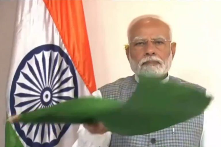 PM Narendra Modi flags off six Vande Bharat trains from Ranchi through ...
