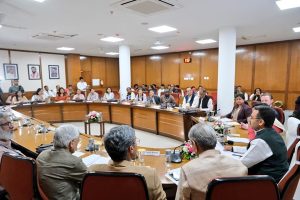 Haryana CS Meets 27 Delegates from 13 Countries for Legislative ...