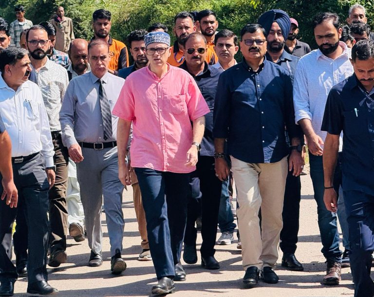 Jammu & Kashmir: CM Omar Abdullah Visits Kalaban Village to Assess Land Subsidence Damage in Poonch
