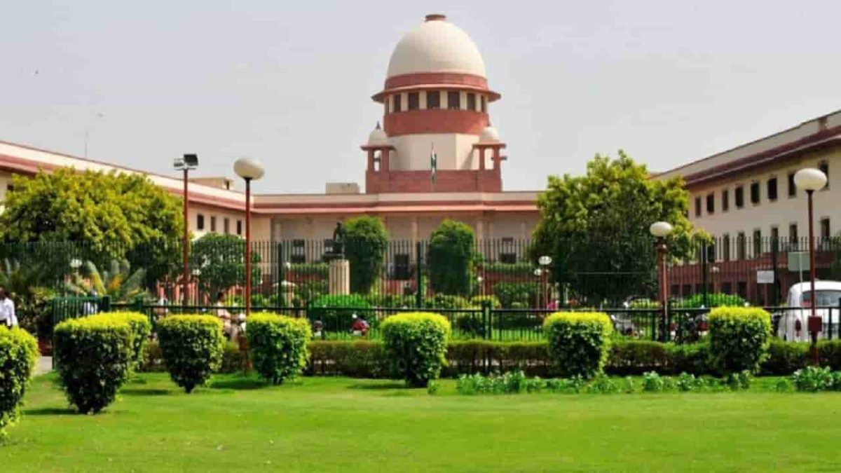 Supreme Court takes Suo Motu cognisance on issue of definition of ...